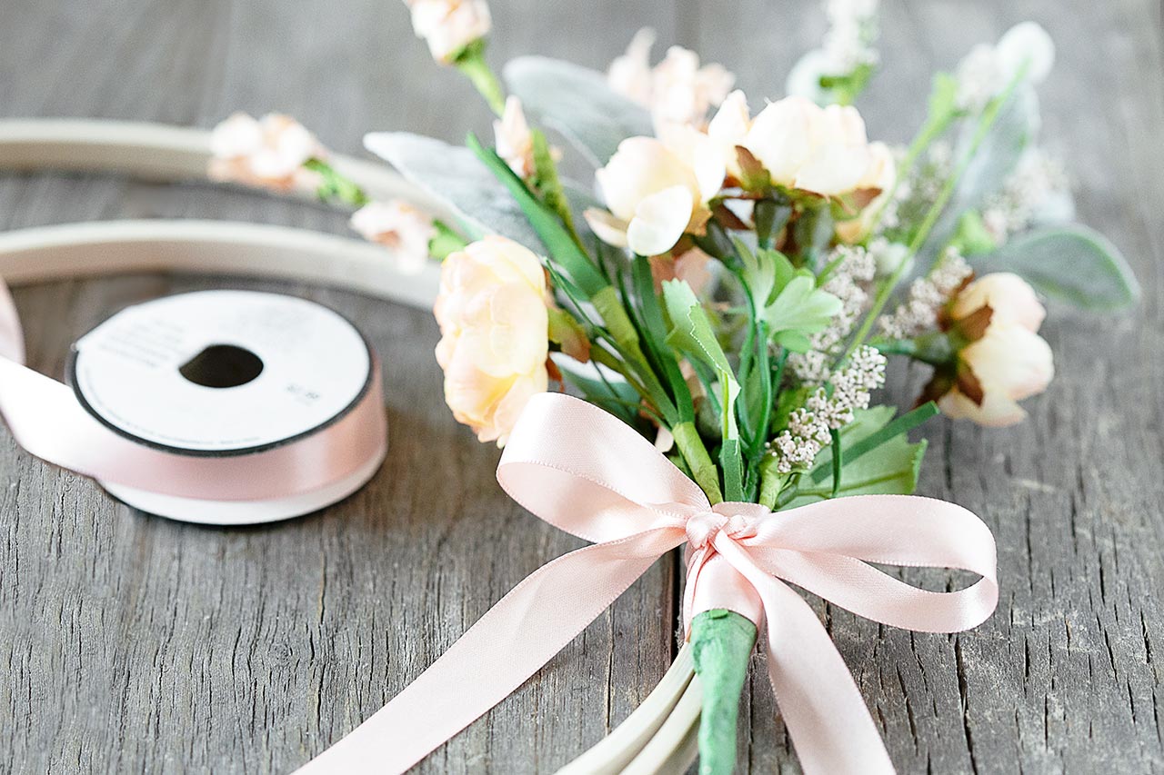 Spring Hoop Wreath | 20 Minute Craft - Live Laugh Rowe