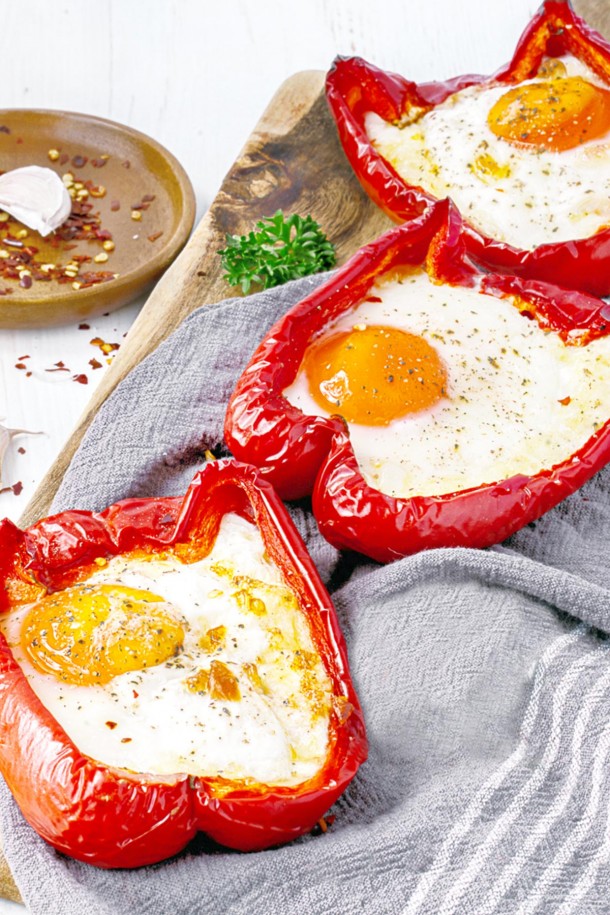 Egg Stuffed Peppers for Breakfast - Live Laugh Rowe