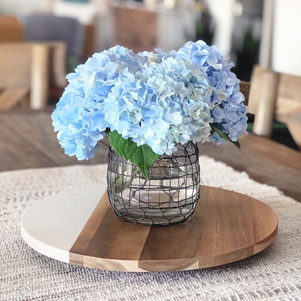 the Weekender - Live Laugh Rowe