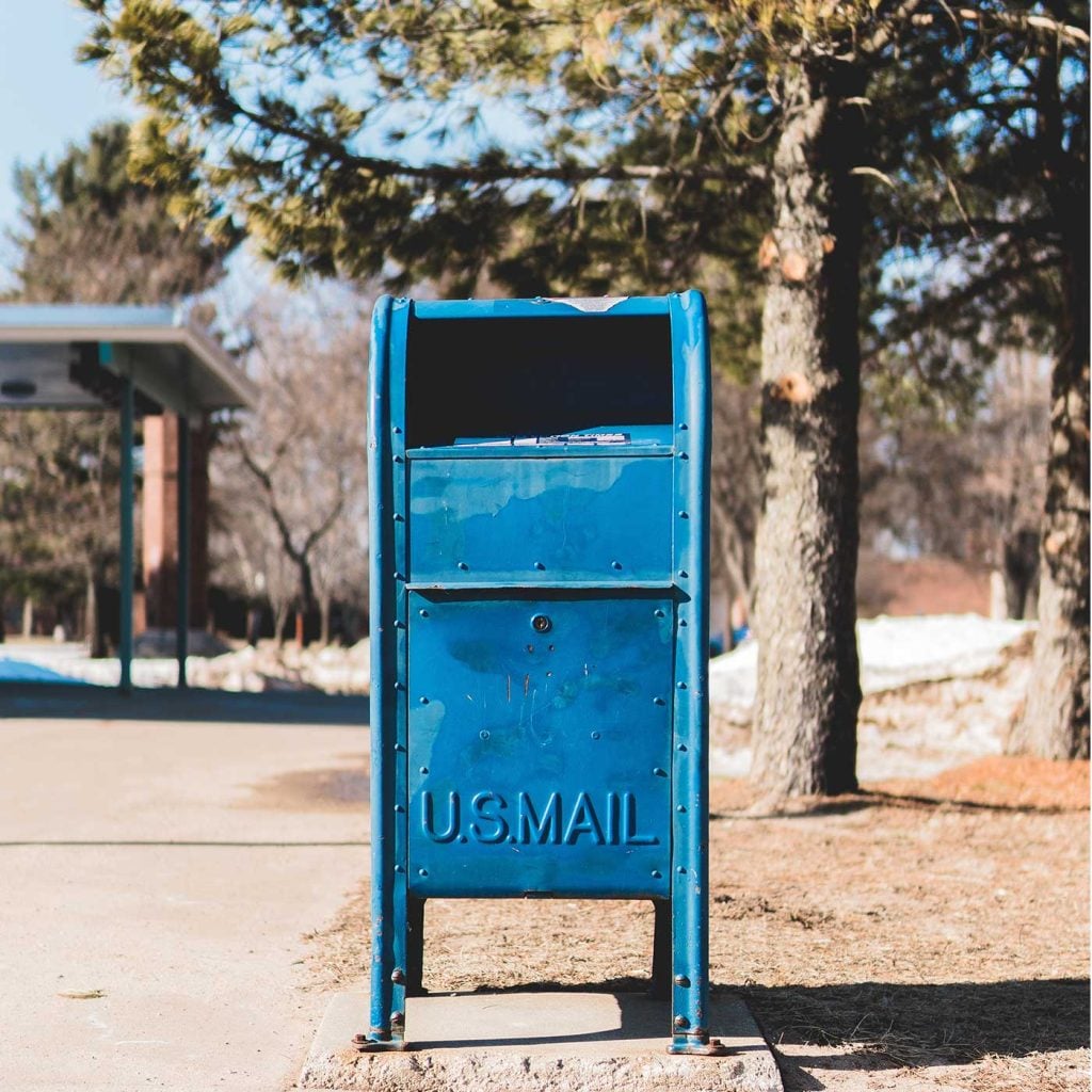 5 Tips to Write More Snail Mail - Live Laugh Rowe